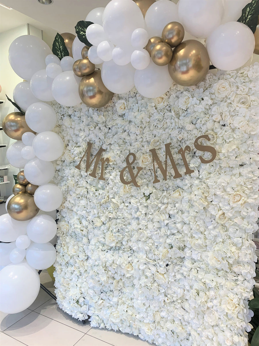 Location ensemble- Backdrop fleurs, guirlande 15'' et bases – La Fiesta ...